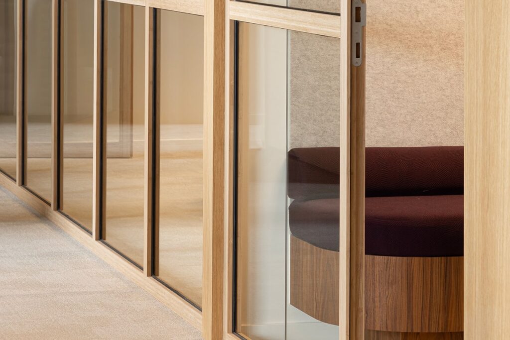 Al 25 jaar een multidisciplinaire aannemer waar bedrijven op bouwen